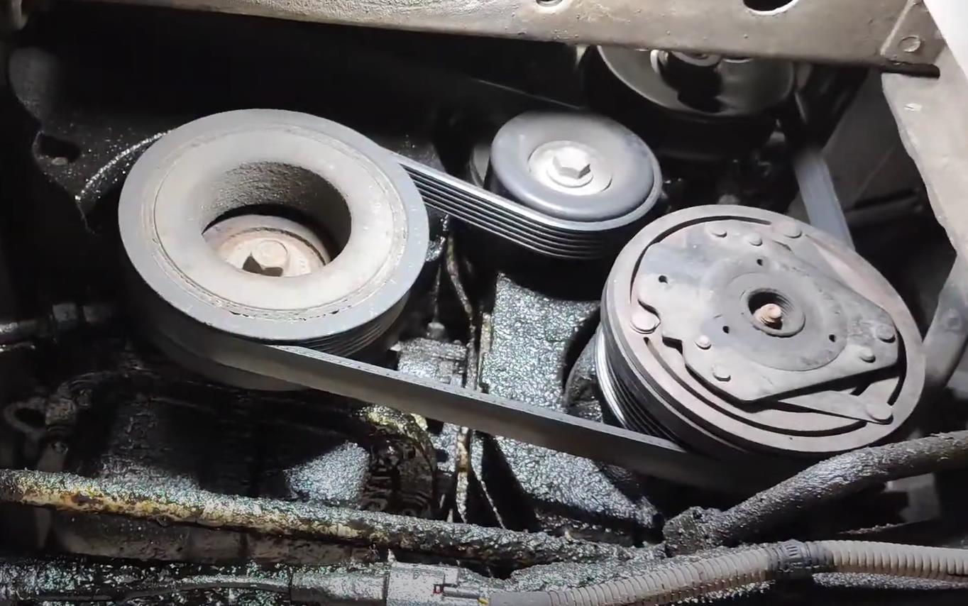 Замена переднего и заднего сальника коленвала Шевроле Круз в Москве ...